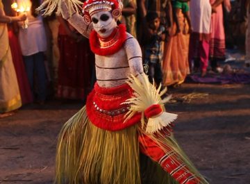Gulikan theyyam: Indian Art and Cultural Documentation | IIP Mount